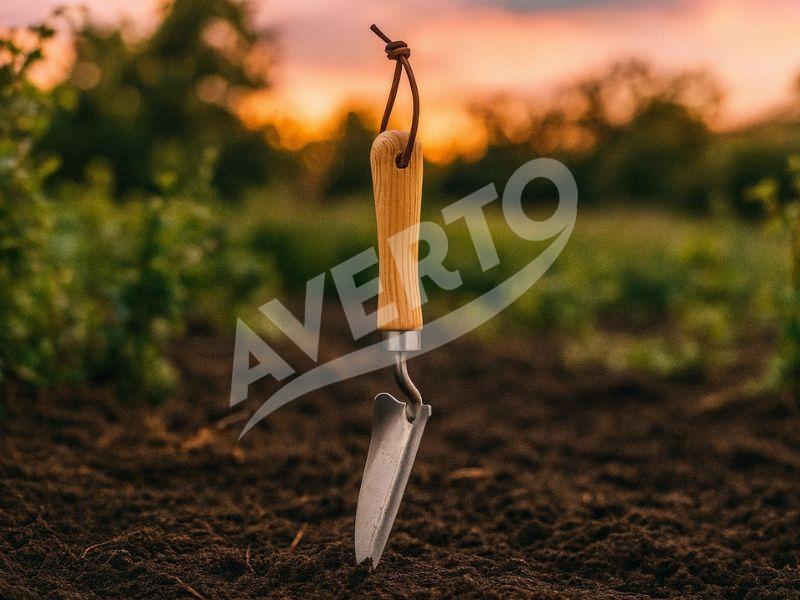 Roostevabast terasest istutuskühvel | Averto